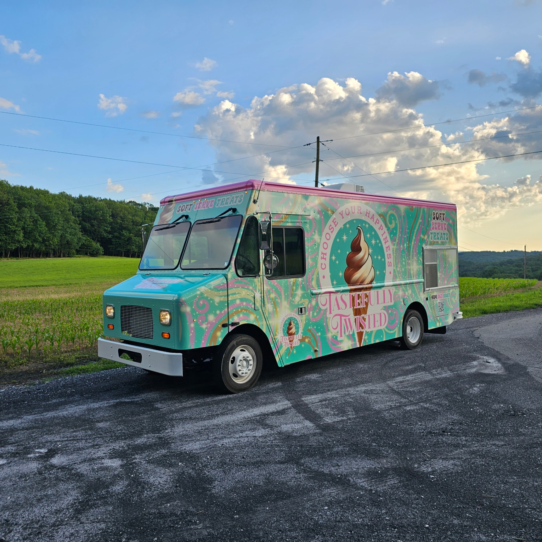 Tastefully Twisted - Choose Your Happiness